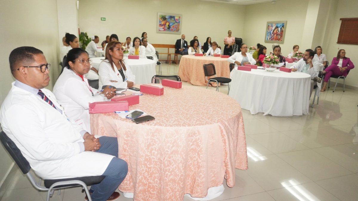 Personal médico del HMRA recibe taller “Sospecha, Detecta y Deriva”