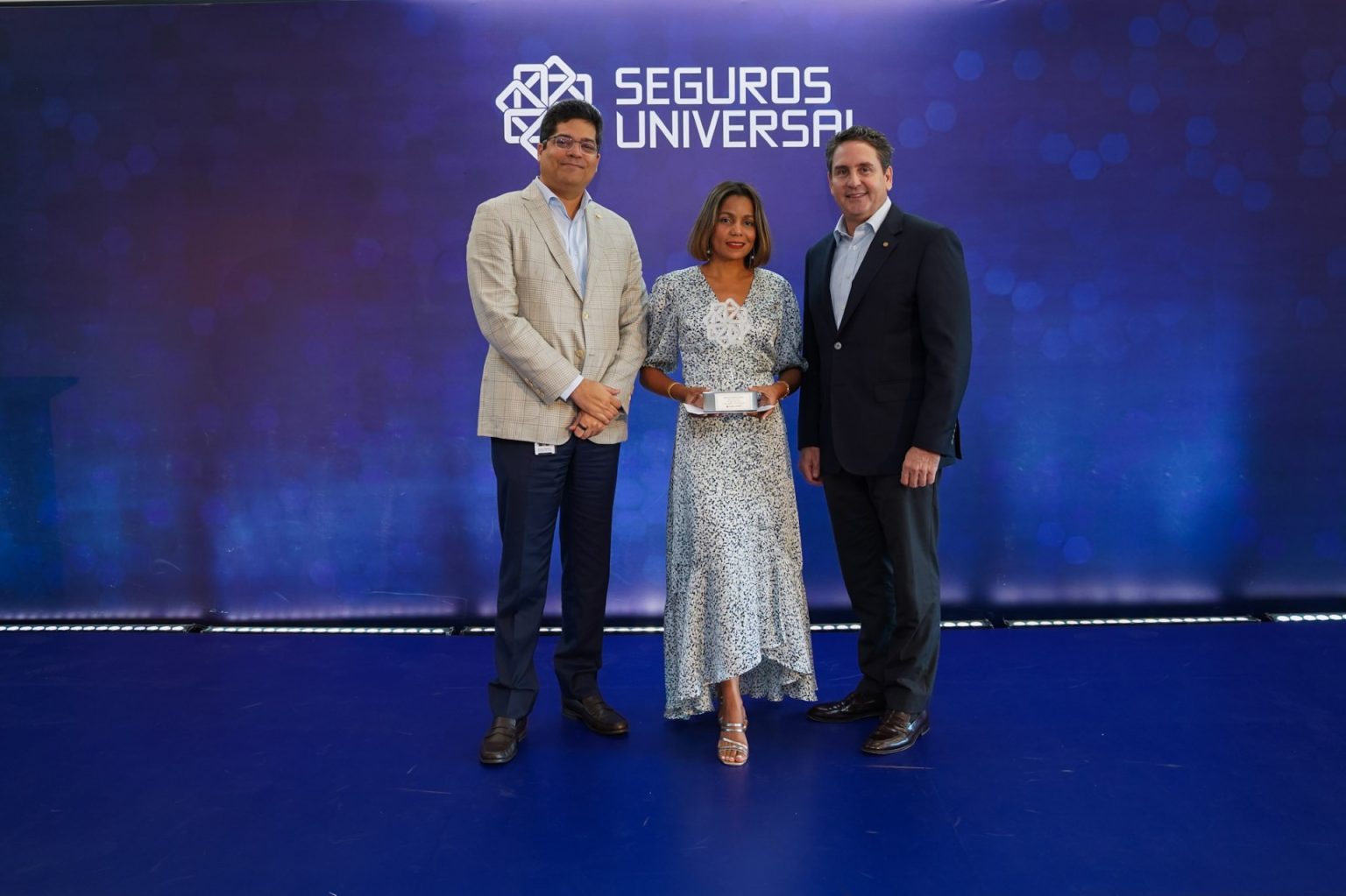 Seguros Universal alcanza RD$31,200 millones en primas - Central de ...